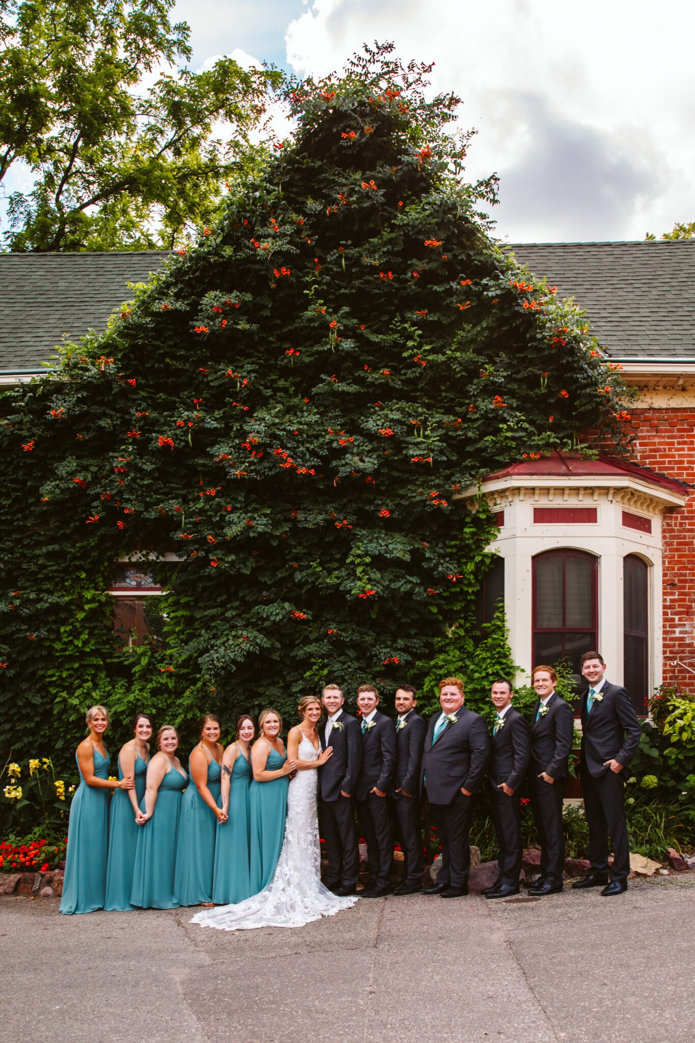 How to Decide What Size Wedding is Right For You ...